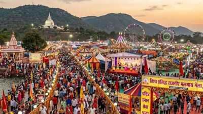 Bihar Cops Caught Ditching Duty To Watch Bhojpuri Dance Show At Rajgir ...