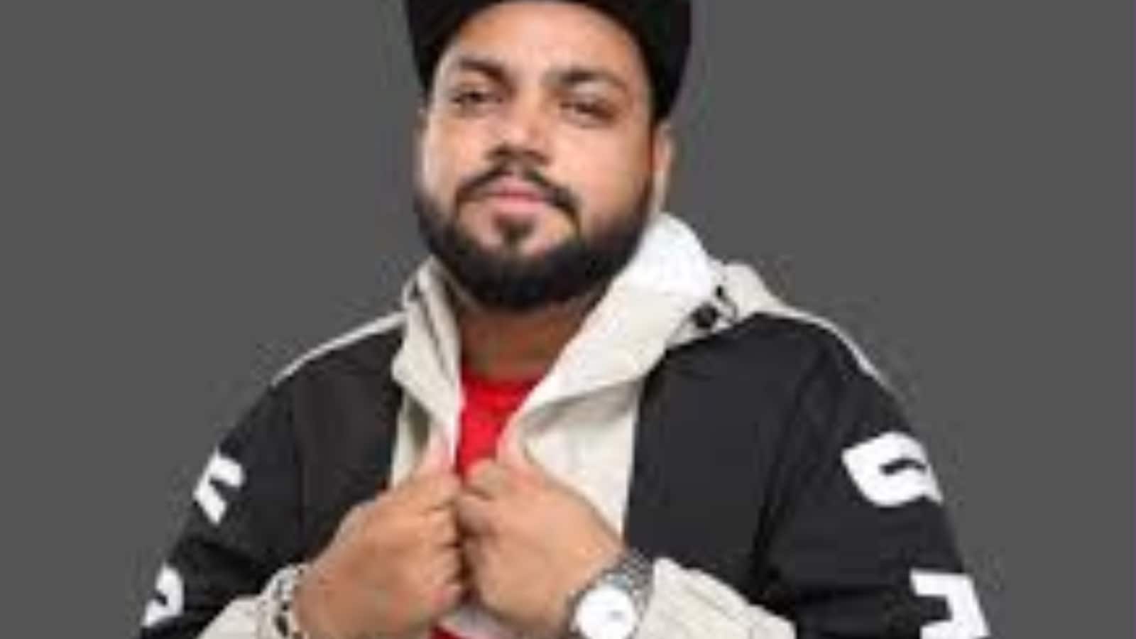 MP Boy, Mumbai Stage: Who Is Santy Sharma & Why Is He Calling ...
