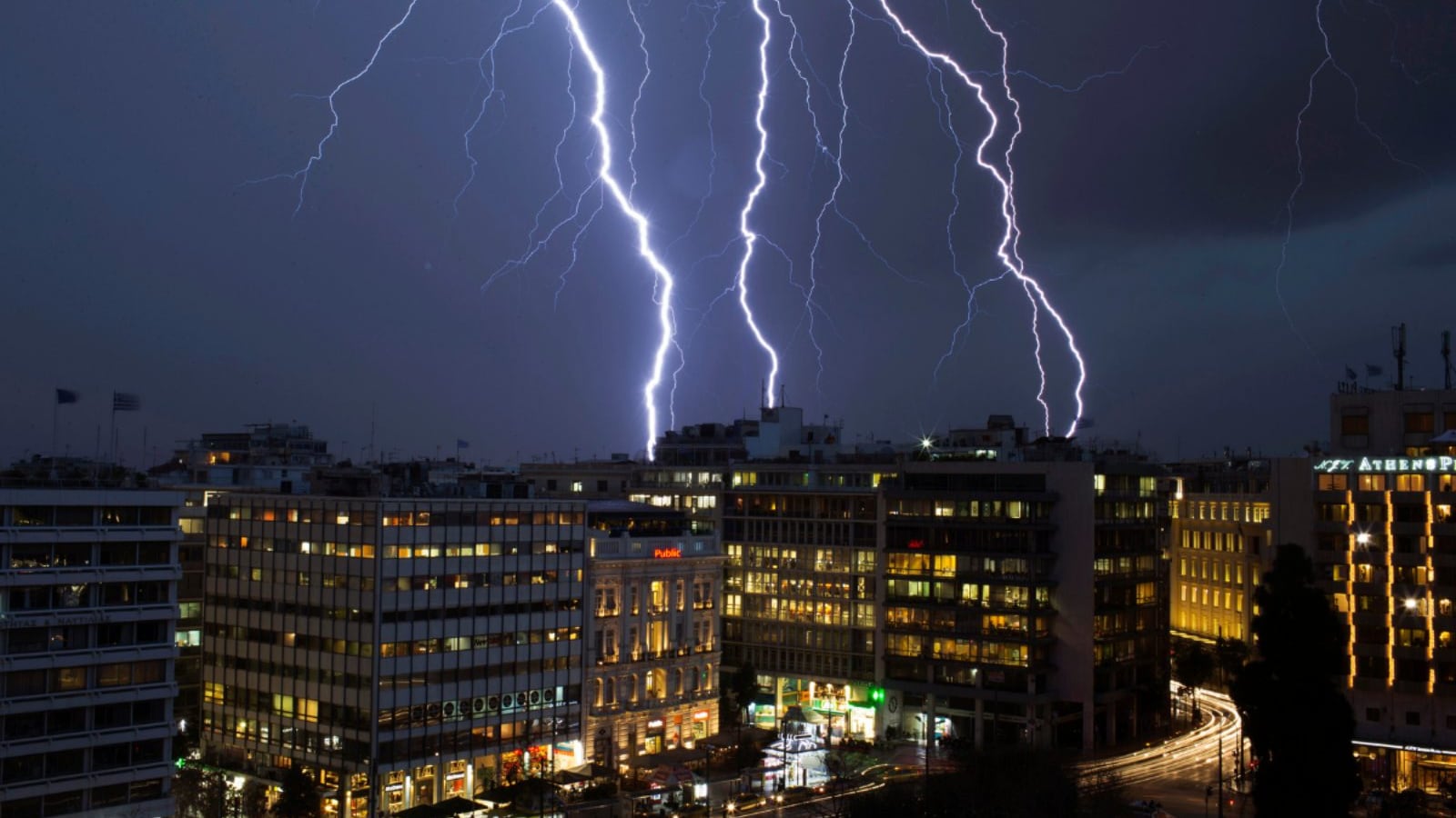 Bangalore Weather: IMD Predicts Monsoon-Like Rainfall Across Karnataka ...