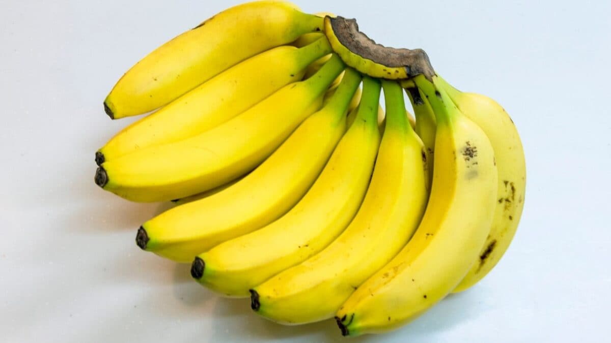 Prevent Bananas From Over-Ripening With These Simple Hacks