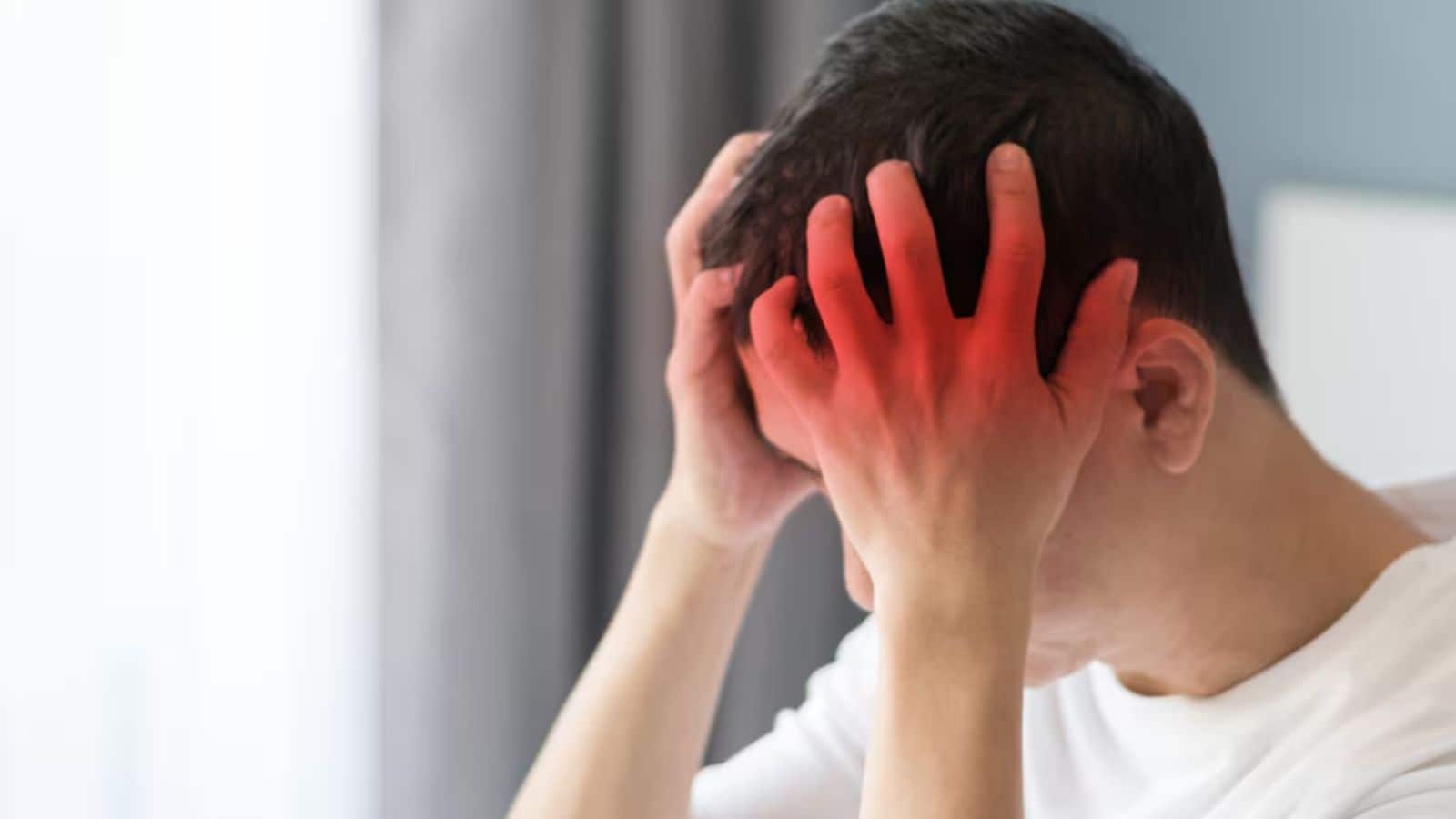 Brain Tumour Symptoms Often Go Unnoticed; 7 Warning Signs To Watch For