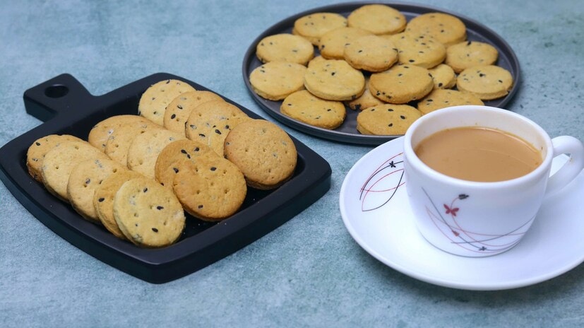 Tea Time Mistakes: 5 Foods You Should Stop Pairing With Your Daily Chai