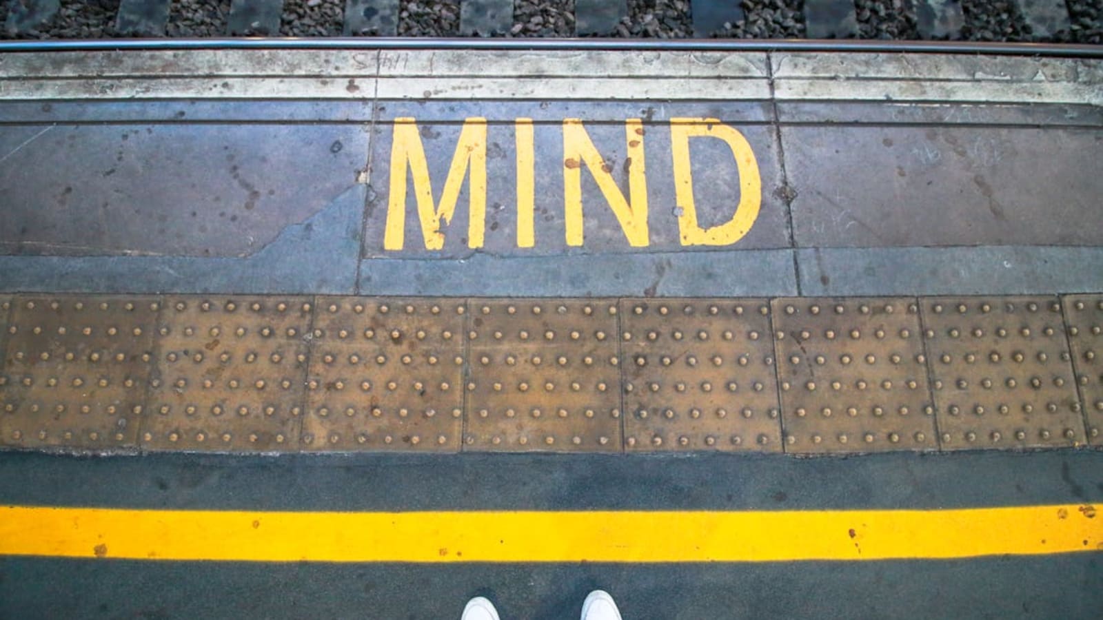 Why Is There A Yellow Line On Railway Platforms? The Safety Secret ...