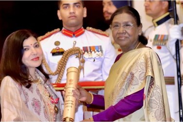 Alka Yagnik News: Latest Alka Yagnik News and Updates at News18