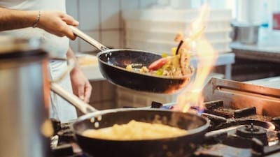 Kitchen Chimney Buying Guide: How to Choose the Best Auto-Clean Chimney ...