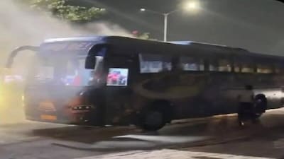 After IPL Final Loss, Gujarat Titans Team Bus Suffers Short Circuit ...