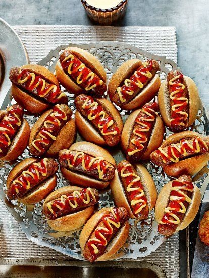 Step-By-Step Guide To Make Hot Dog Buns At Home
