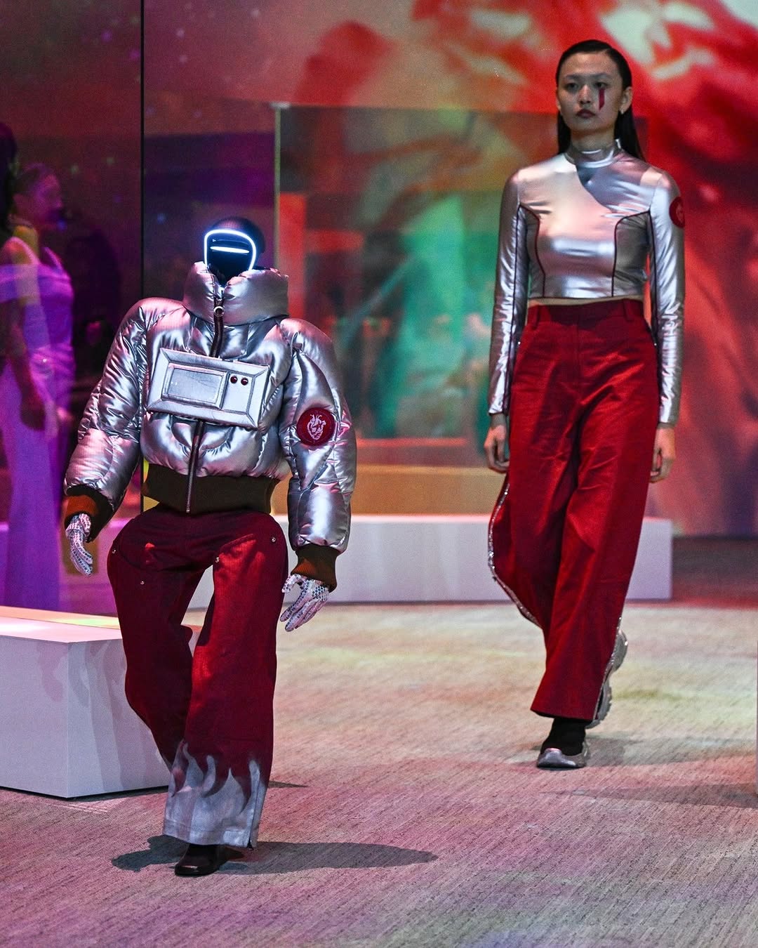 A Glimpse Of 2050? Humanoid Robots Turn Heads At Seoul Fashion Event