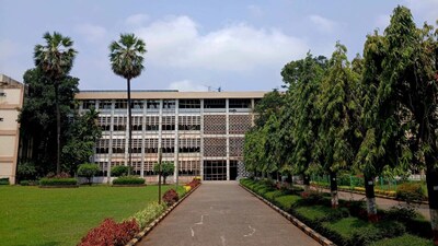 Computer Science At IIT Bombay: Rank, Fees, Placements And Career ...
