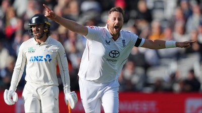 Ollie Robinson Leads Fightback After Kyle Jamieson Takes 5 To Bowl ...
