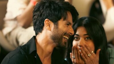 Shahid Kapoor's Fun Candid Moment With Rashmika Mandanna From Cocktail ...