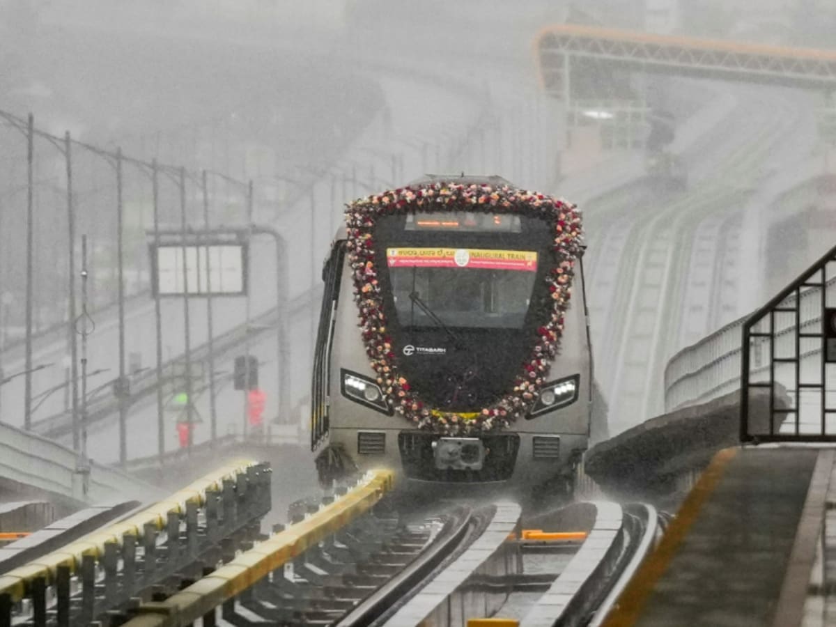 Bengaluru Metro Receives 13th Yellow Line Train, Peak-Hour Wait Set To ...