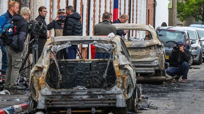 As Belfast Riots Rage, UK Media Watchdog Warns Social Media Platforms ...