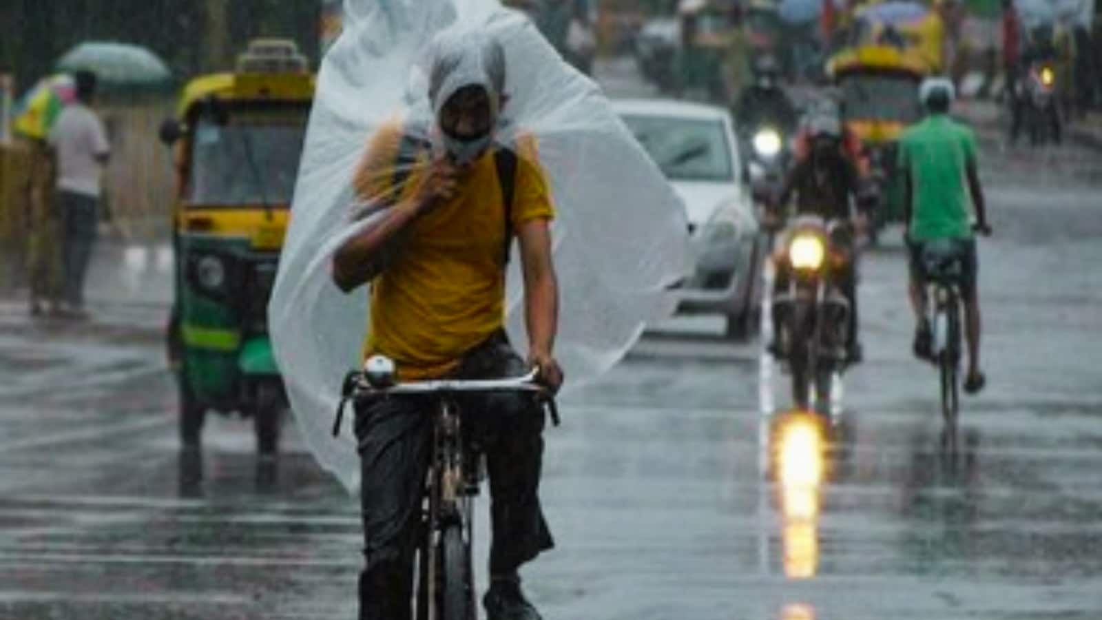 Delhi-NCR Weather Alert: IMD Warns Of Severe 60kmph Storms, Rain And ...