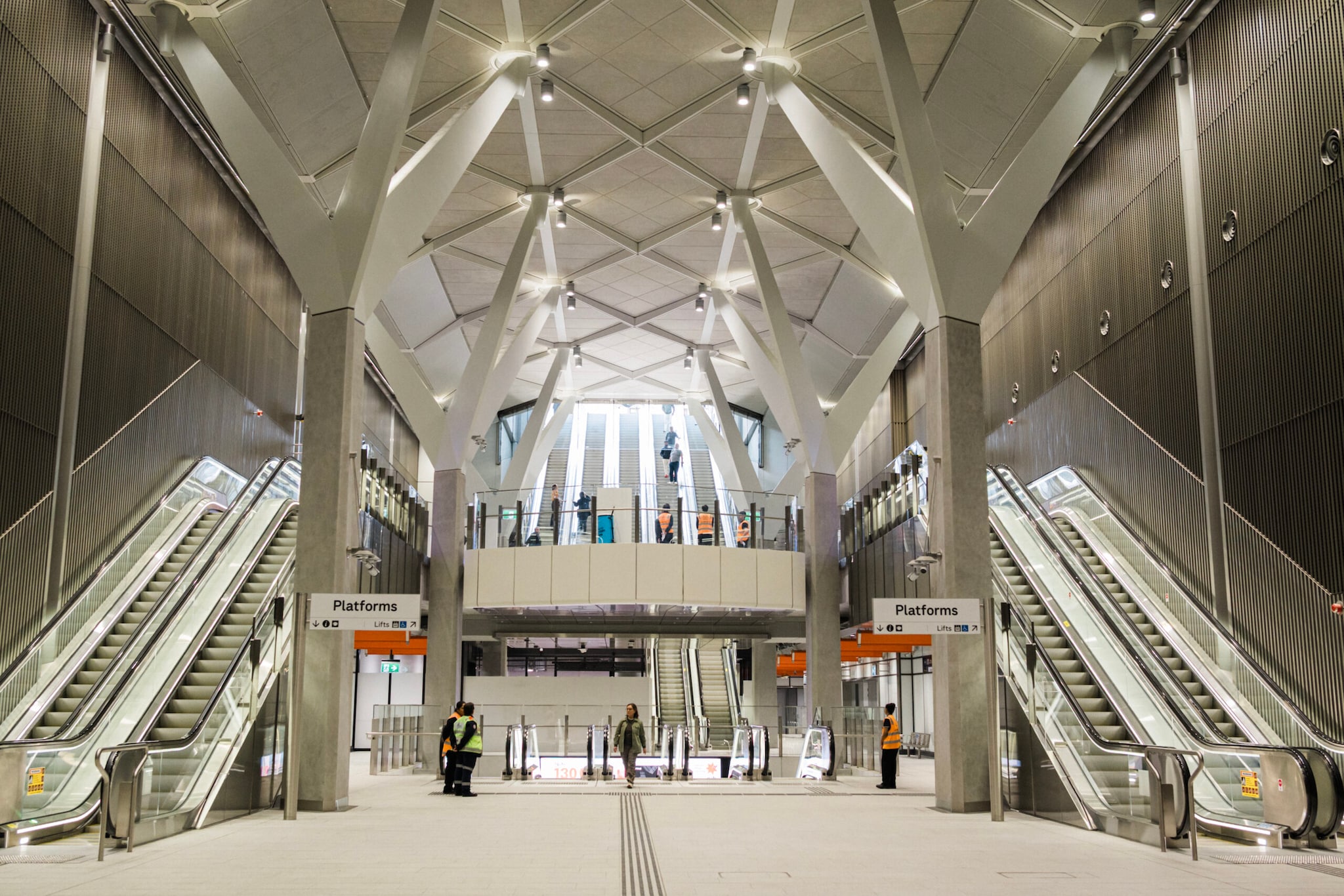 7 Most Beautiful Train Stations In The World In 2026