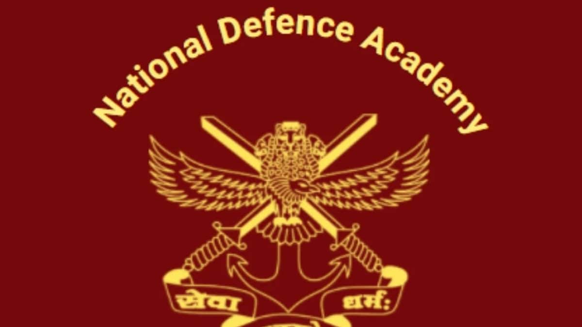 NDA म्हणजे नक्की काय? NDA मध्ये भरती होण्यासाठी काय योग्यता असणं आवश्यक ...