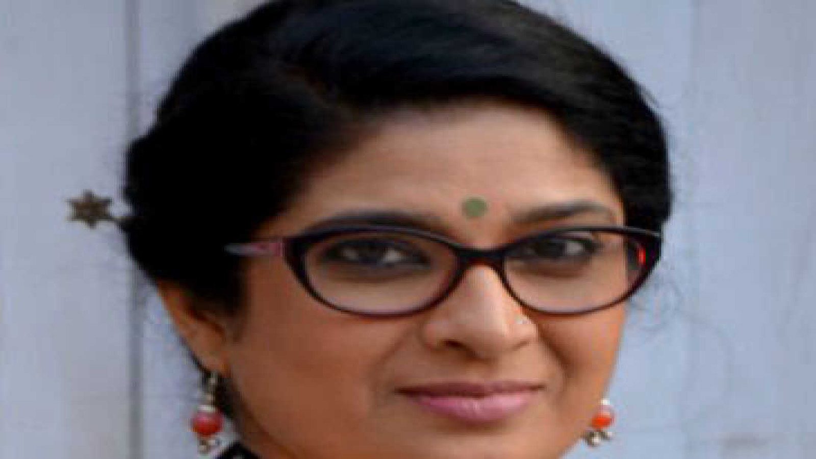 Marathi actress chinmayee sumeet slams reality show me honar superstar ...