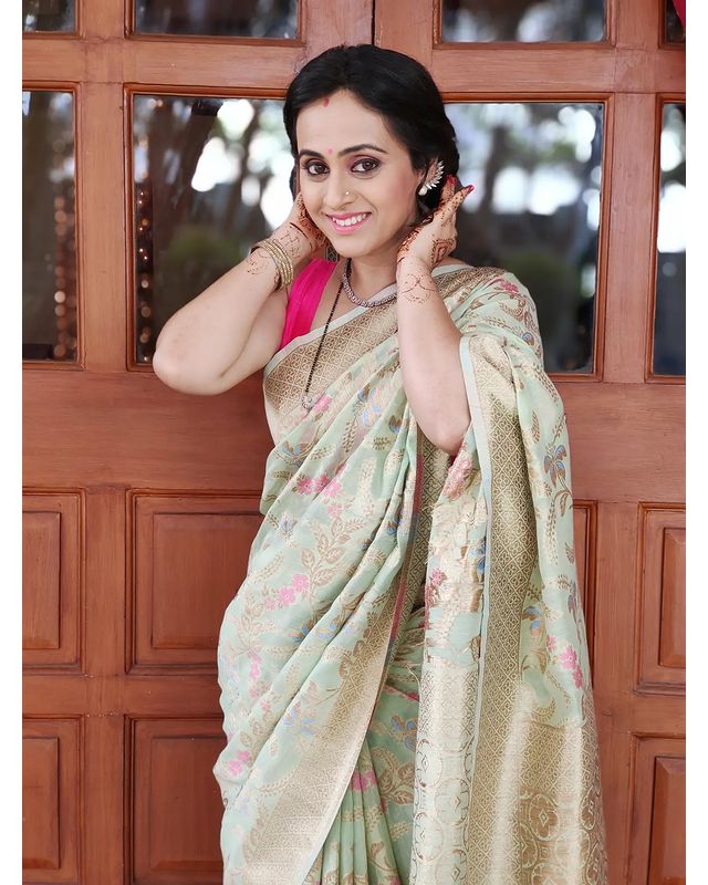 lek majhi durga fame actress sai ranade saree look viral on social ...