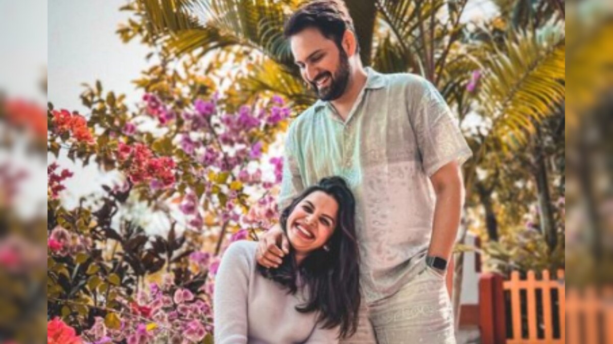 Siddharth chandekar mitali mayekar relationship tiny panda crazy couple marathi celebrities ...