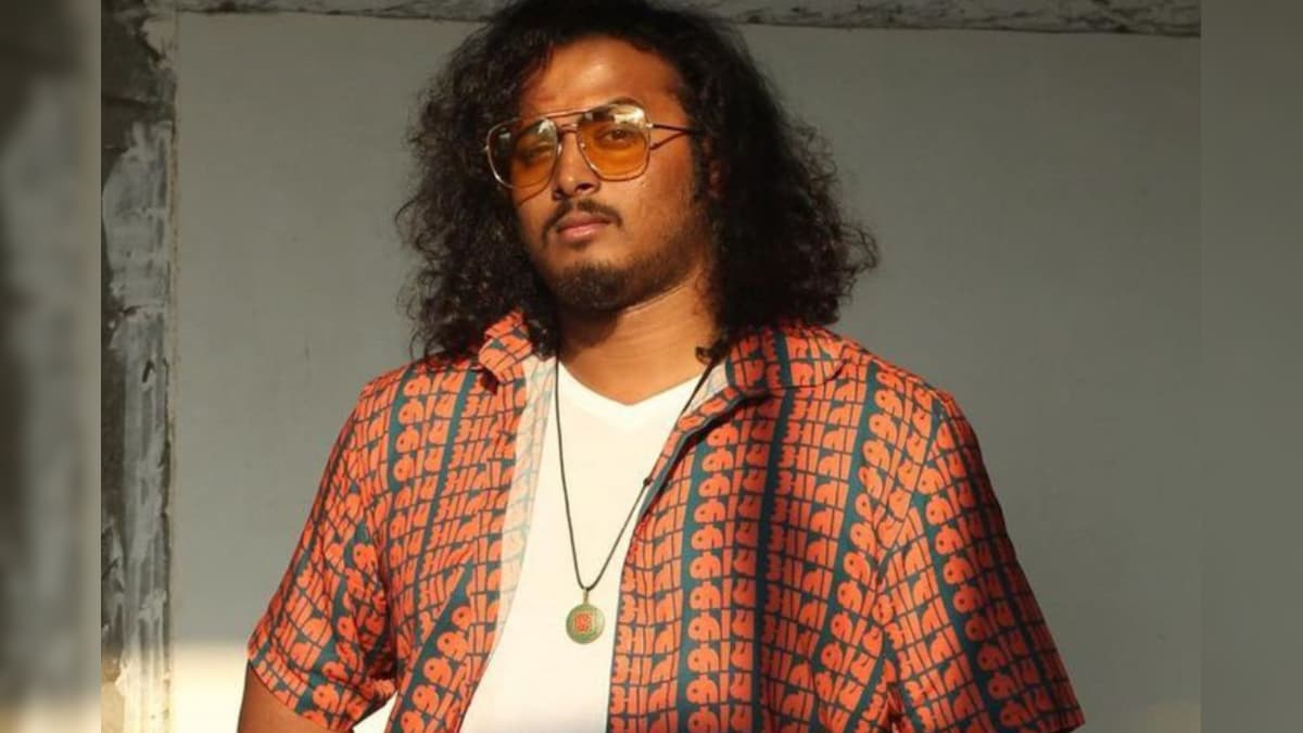 Bhadipa actor neel salekar bought new car maruti 800 dinky 1985 vintage ...