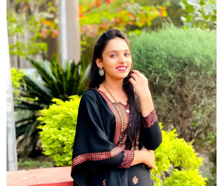 Deul Band fame actress arya ghare celebrated her birthday in graveyard ...