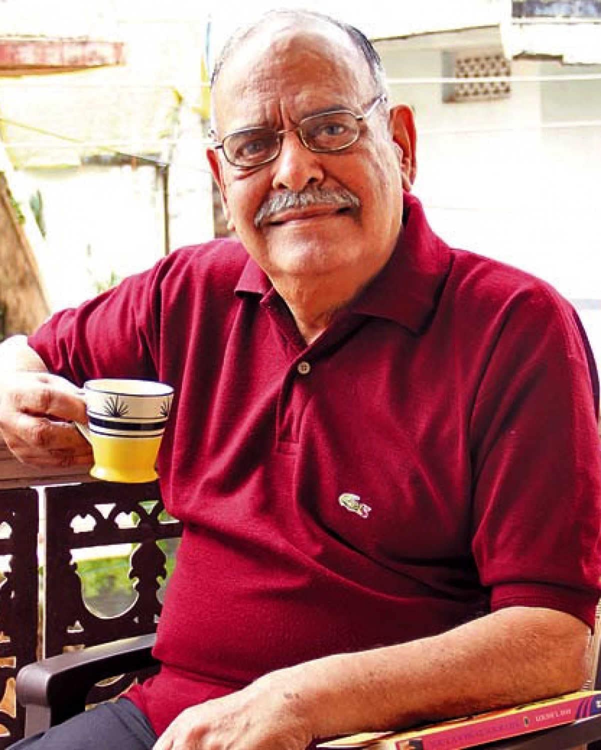 Actor achyut potdar birthday special story mhsz - अभिनयात येण्याआधी ...