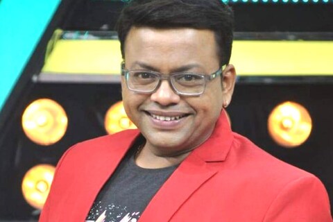 Prasad Khandekar : 'कुर्रर्र नाटकाचा प्रवास माझ्यासाठी बाळाच्या ...