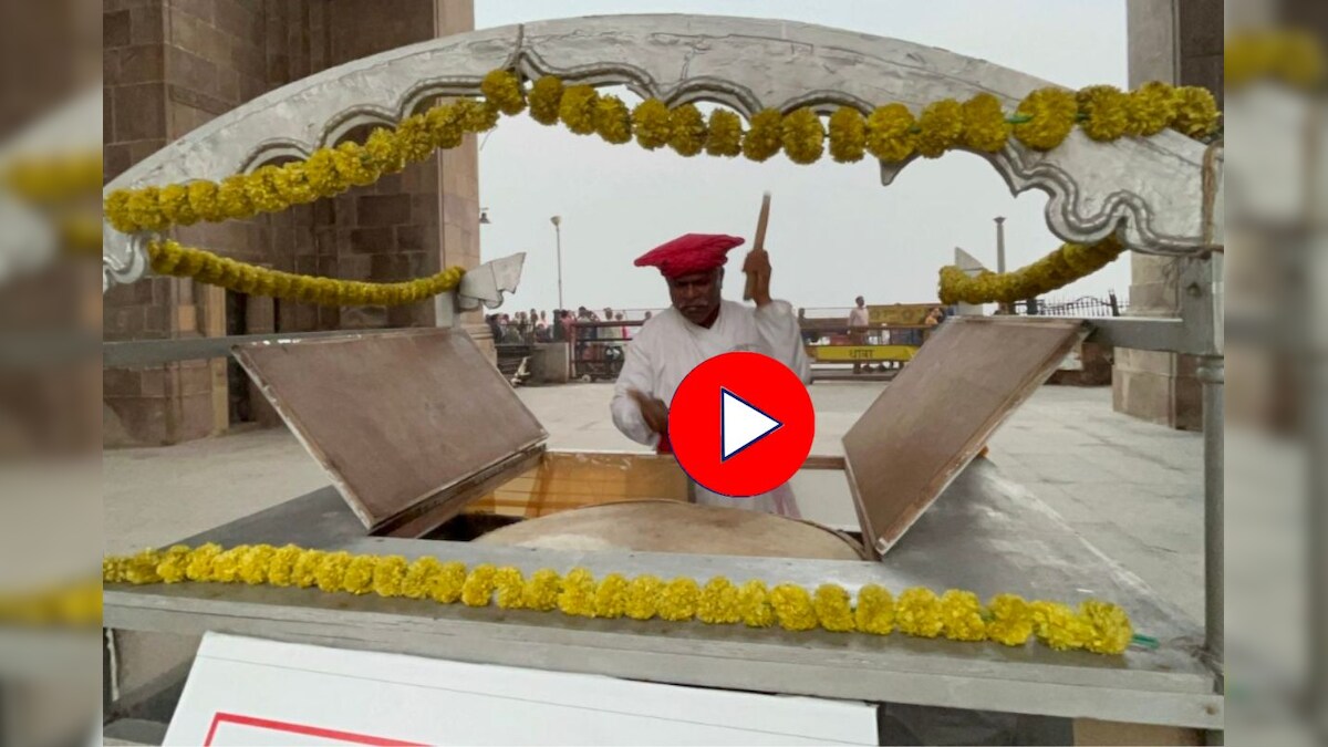 Mehboob imam hussain Shivaji Maharaj devotee who play naubat since 27 ...