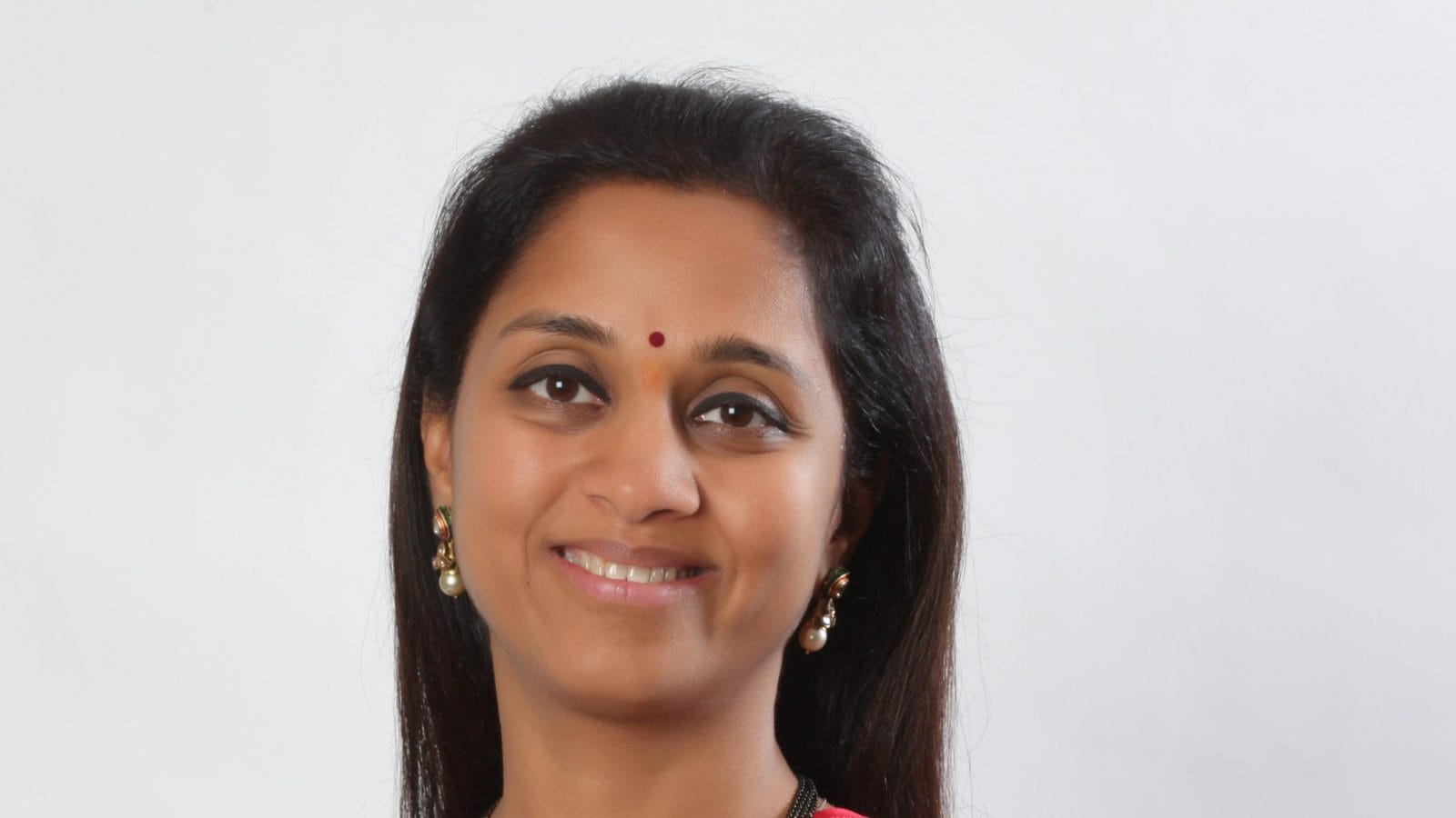 Supriya Sule : खासदार सुप्रिया सुळेंनी कधीच वापरलं नाही डेबिट कार्ड, मग ...