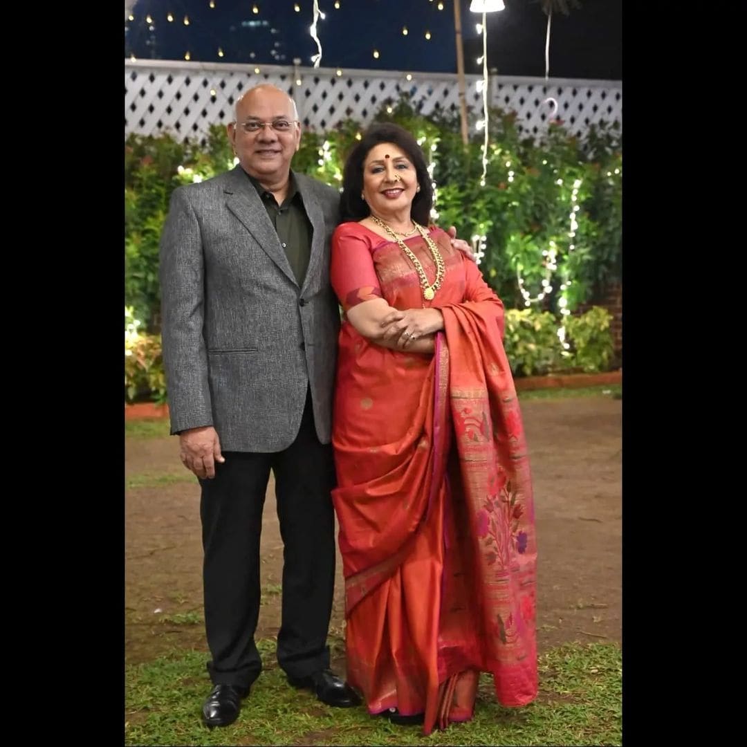 Vandana Gupte: मराठमोळ्या वंदना गुप्तेंनी 70 व्या वर्षी पुन्हा बांधली ...