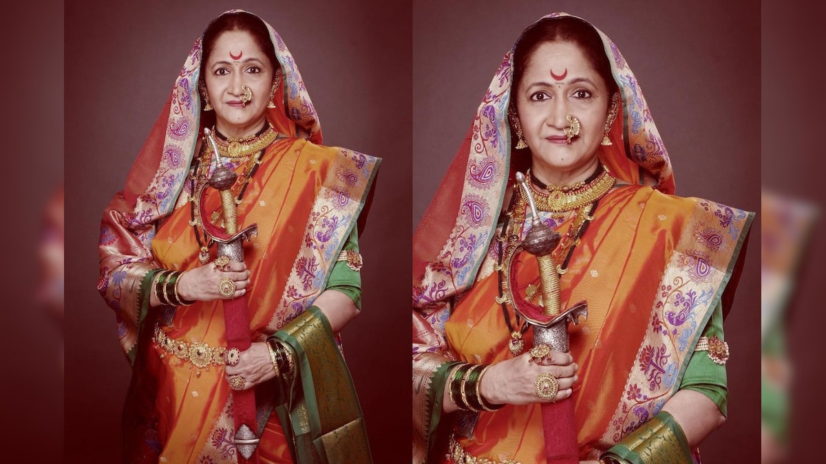 Alka Kubal : हाती तलवार, नजर करारी! अलका कुबल दिसणार 'या' ऐतिहासिक भूमिकेत