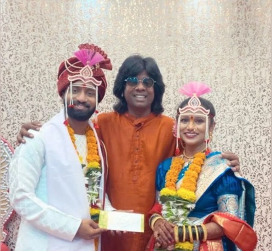 Dattu More Wife: दत्तू मोरेच्या बायकोचं नाव काय? ती करते काय? पाहा ...