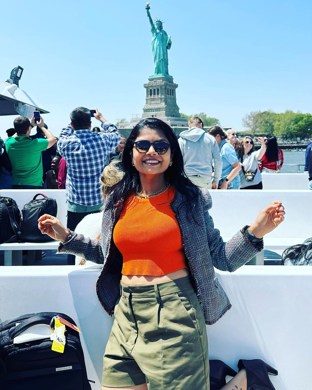 अमेरिकेत फिरतेय मराठमोळ्या अभिनेत्याची बायको; दिसायला देखणी, स्टायलिश ...