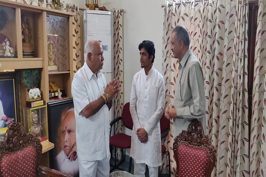 Arjun Avadoota Guruji Meet BS Yaddyurappa - News18 Kannada