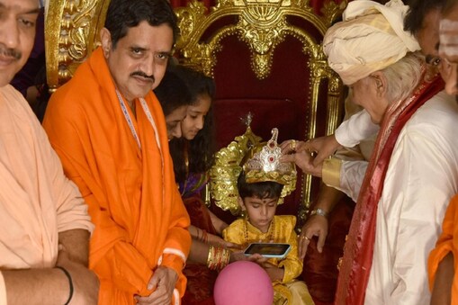 ಕಲಬುರ್ಗಿ: ಶರಣ ಬಸವೇಶ್ವರ ಸಂಸ್ಥಾನದ 8ನೇ ಪೀಠಾಧಿಪತಿಯಾಗಿ ಶರಣ ಬಸವಪ್ಪ ಅಪ್ಪ ನೇಮಕ ...