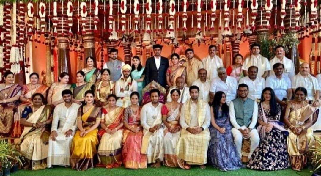 Nikhil-Revathi: ಮೊದಲ ಬಾರಿಗೆ ತಮ್ಮ ಮದುವೆಯ ಫೋಟೋ ಹಂಚಿಕೊಂಡ ನಿಖಿಲ್ ...