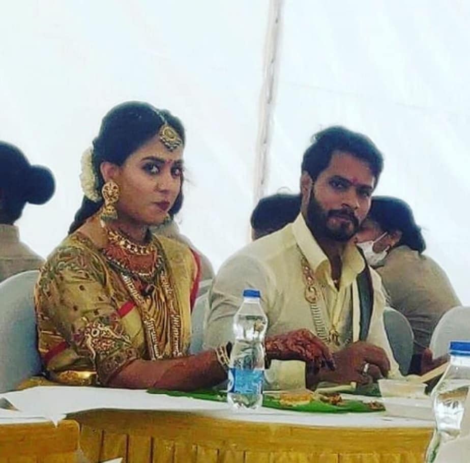 Nikhil-Revathi: ಮೊದಲ ಬಾರಿಗೆ ತಮ್ಮ ಮದುವೆಯ ಫೋಟೋ ಹಂಚಿಕೊಂಡ ನಿಖಿಲ್ ...