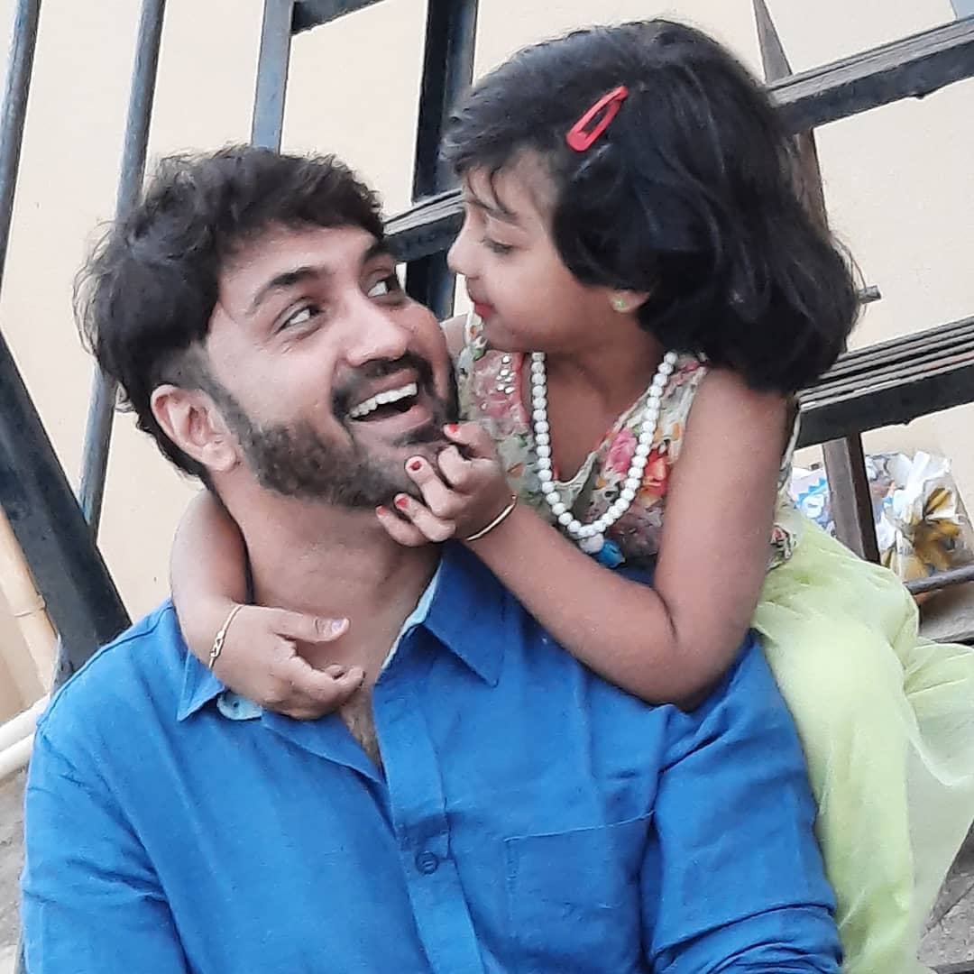 ಎರಡನೇ ಮಗುವಿನ ನಿರೀಕ್ಷೆಯಲ್ಲಿ ನಟ ಹರೀಶ್ ರಾಜ್ -ಶ್ರುತಿ..! – News18 ಕನ್ನಡ