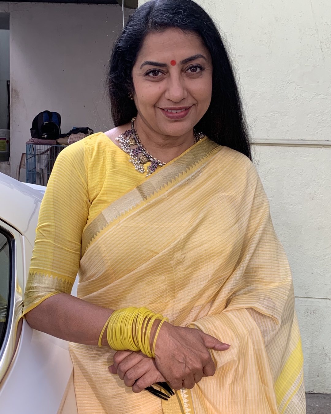 ವಿಷ್ಣುವರ್ಧನ್ ಜೊತೆ ಬಣ್ಣದ ಓಕುಳಿಯಾಡಿದ್ದ ಬಣ್ಣದ ಚೆಲುವೆ ಸುಹಾಸಿನಿ..! – News18 ...