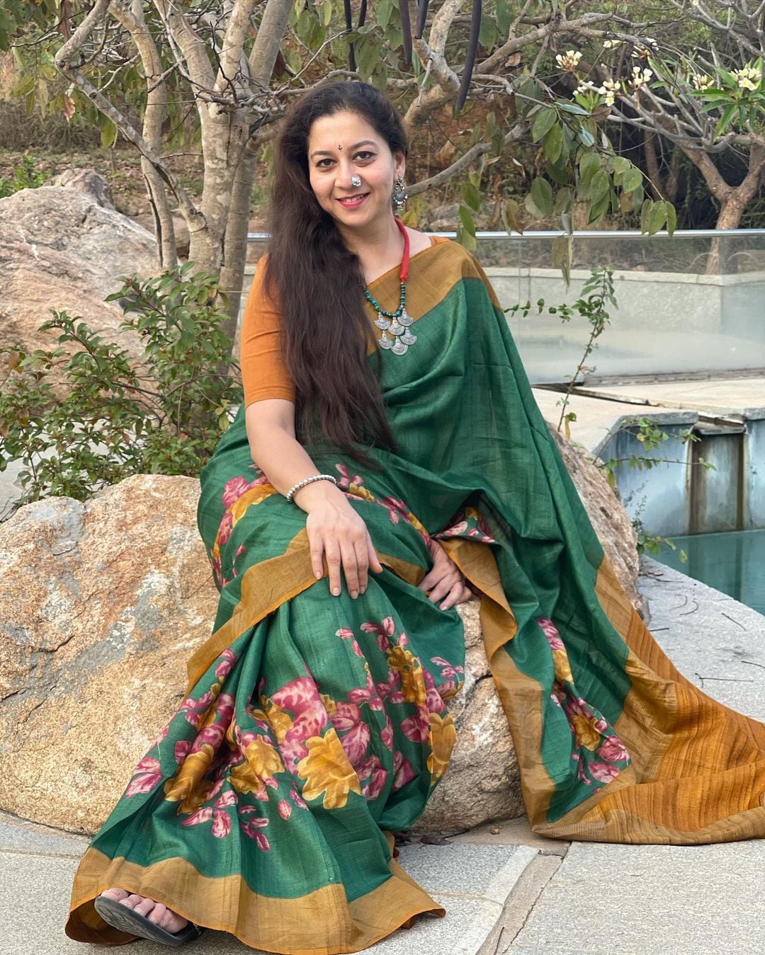 Sudharani: ಸ್ಯಾಂಡಲ್ ವುಡ್ ಗೌರಮ್ಮನ ಸೀರೆ ಪ್ರೀತಿ: ಸಾಂಪ್ರದಾಯಿಕ ಉಡುಗೆಯಲ್ಲಿ ...