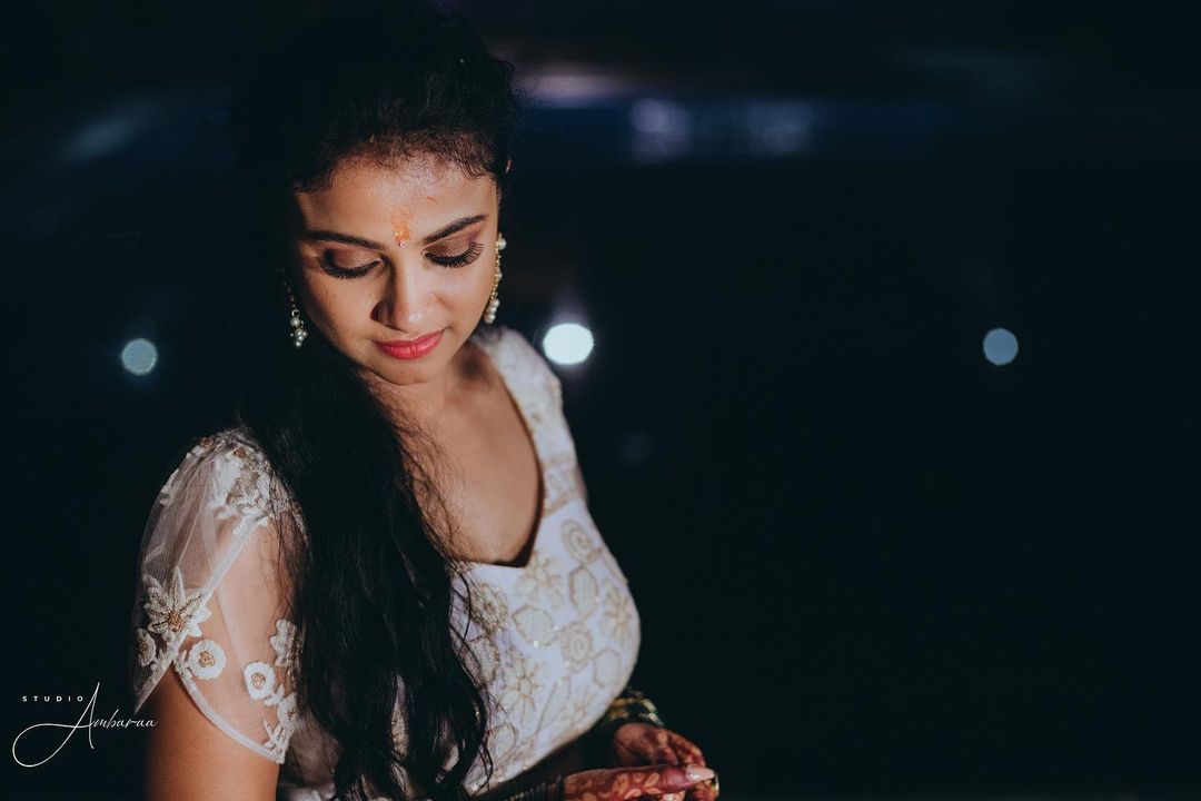 Kavitha Gowda: ಮದುವೆ ಆಲ್ಬಂನಿಂದ ಮುದ್ದಾದ ಮತ್ತಷ್ಟು ಫೋಟೋ ಹಂಚಿಕೊಂಡ ನಟಿ ಕವಿತಾ ...