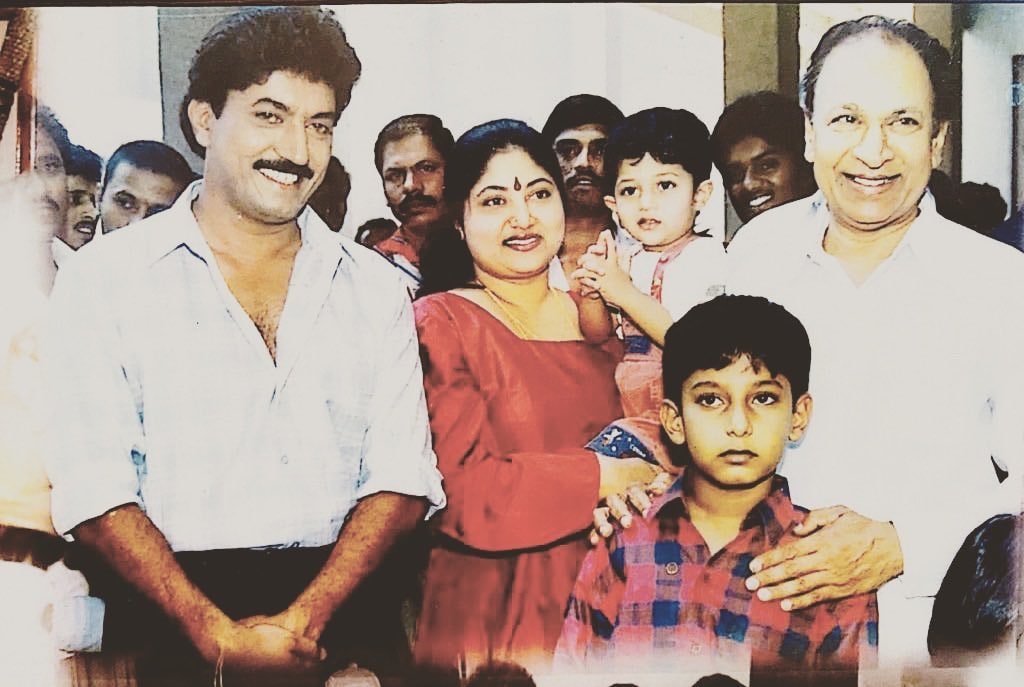 ವಿವಾಹ ವಾರ್ಷಿಕೋತ್ಸವದ ಸಂಭ್ರಮದಲ್ಲಿ ನಟ ದೇವರಾಜ್ ದಂಪತಿ: ಇಲ್ಲಿವೆ ಕುಟುಂಬದ ...