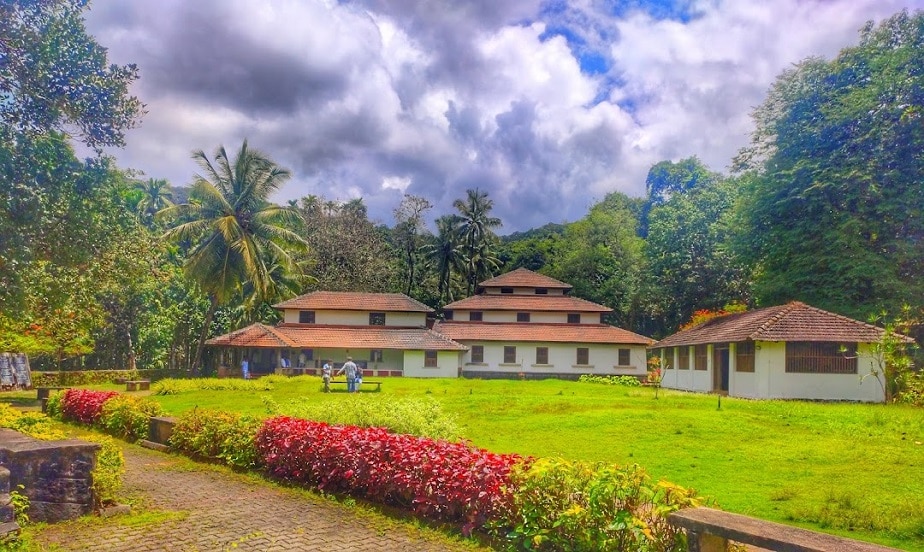 Kuvempu House: ಪ್ರಕೃತಿಯ ಮಡಿಲಲ್ಲಿರೋ ಕುಪ್ಪಳ್ಳಿ ಕವಿ ಮನೆಗೊಮ್ಮೆ ಹೋಗಿ ಬನ್ನಿ ...