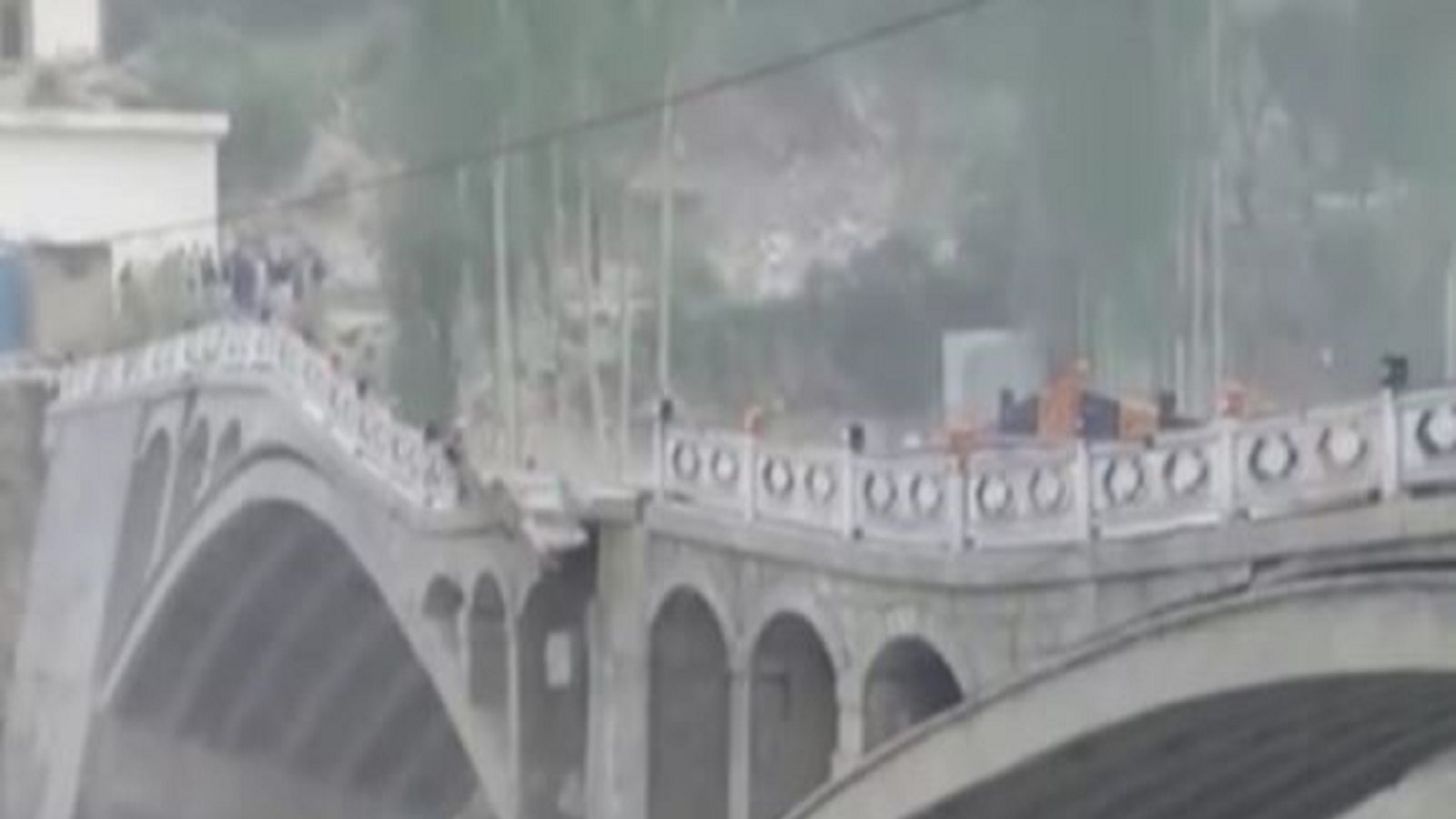 The collapse of the bridge between Pakistan and China | Pakistan-China ...
