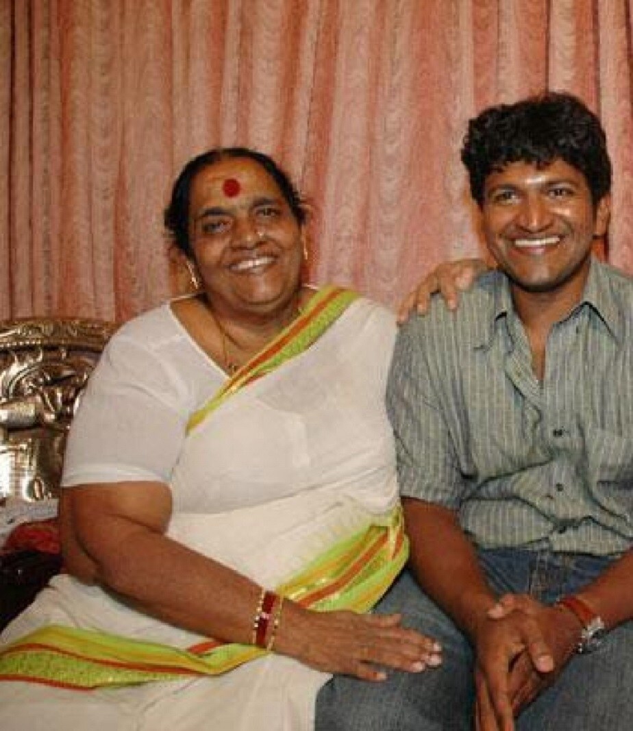 Parvathamma Rajkumar: ಇಂದು ಪಾರ್ವತಮ್ಮ ಪುಣ್ಯಸ್ಮರಣೆ, ರಾಜ್‌ಕುಮಾರ್ ಹಿಂದಿನ ...