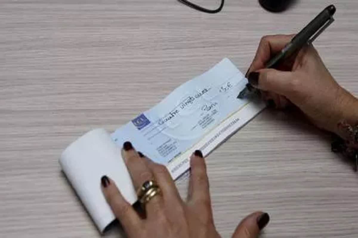 ಬ್ಯಾಂಕ್ ಗ್ರಾಹಕರೇ ಎಚ್ಚರ, ಇಂದಿನಿಂದಲೇ ನೀವು ಈ ನಿಯಮ ಪಾಲಿಸಬೇಕಿದೆ! – News18 ಕನ್ನಡ