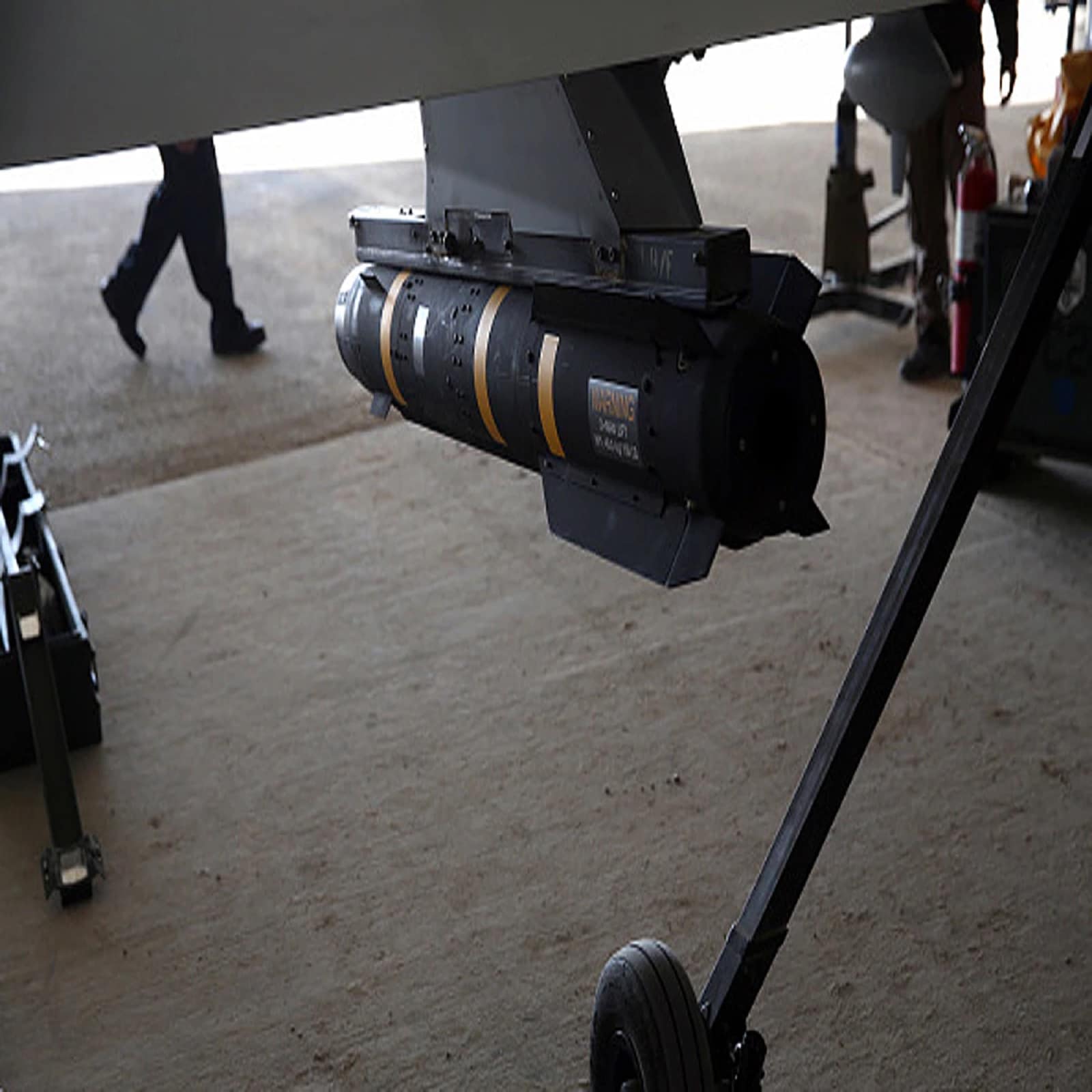 R9X Hellfire Missile: ಶತ್ರುಗಳನ್ನು ತಲೆ ಉರುಳಿಸಿ ಬಿಡುತ್ತೆ ಈ ನಿಂಜಾ ಕ್ಷಿಪಣಿ ...