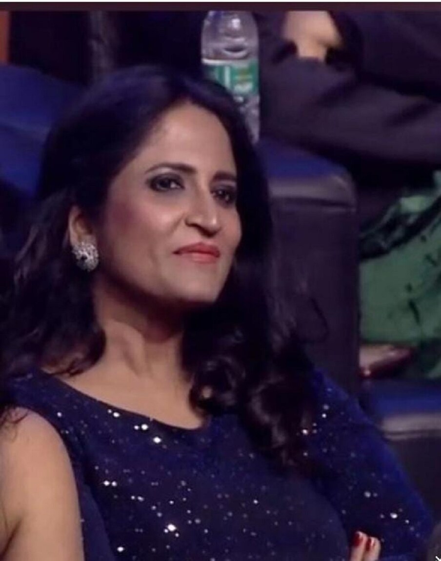 ಬಿಗ್ ಬಾಸ್‍ನ ಸಾನ್ಯಾ ಐಯ್ಯರ್ ಅಮ್ಮ ದೀಪಾ ಐಯ್ಯರ್ ನಿರೂಪಕಿಯಂತೆ! ಇಲ್ಲಿದೆ ನೋಡಿ ಮಾಹಿತಿ | Colors Kannada Who ...