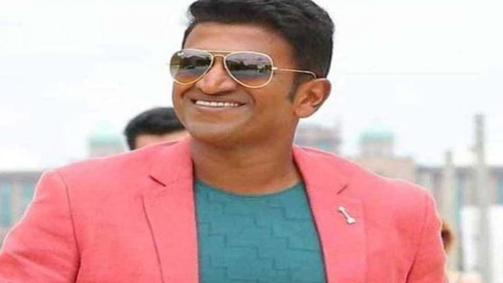 ಎಲ್ಲೆಲ್ಲೂ ಅಪ್ಪು ಆರಾಧನೆ, ಪುನೀತ್ ರಾಜ್‍ಕುಮಾರ್ ನೆನೆದ ಬಿಗ್ ಬಾಸ್ ಮಂದಿ ...