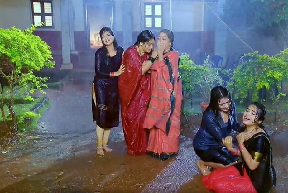 Ramachari: ಅಮ್ಮನ ಮಮತೆ ತೋರುತ್ತಿದ್ದ ಅತ್ತಿಗೆಗೆ ರಾಮಾಚಾರಿಯಿಂದ ಭಾವಪೂರ್ಣ ವಿದಾಯ ...
